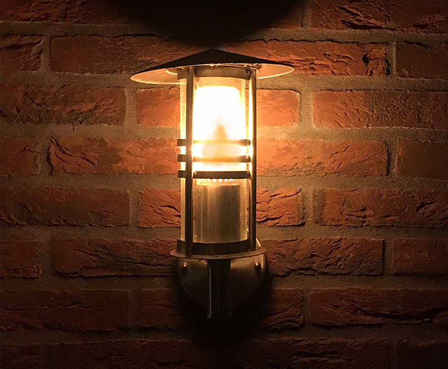 E27 Lamp Met Flikkerend Vlameffect - Sfeervolle Verlichting Voor Binnen ...